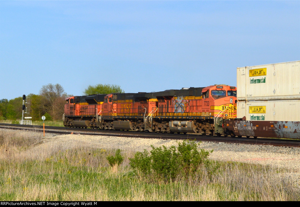 BNSF 7733